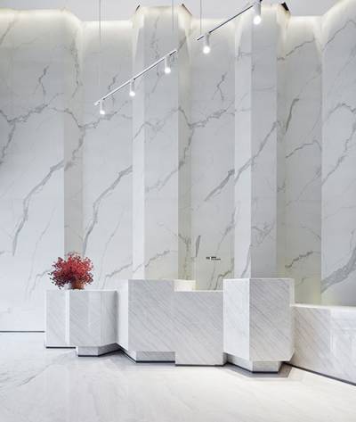 How to use quartz stone in reception areas? - AuroraQuartz